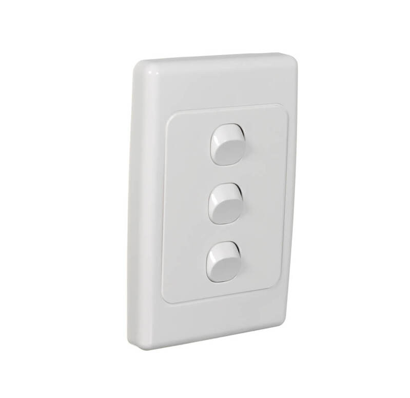 Clipsal 2033VA-WE | 3 Gang Switch 10Amp 2000 Series White