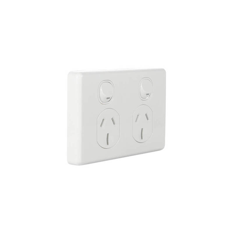 Clipsal C2025-15WE | Double Power Point 250V 15A | White
