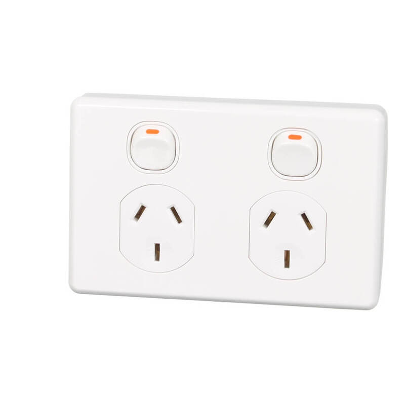 Clipsal C2025D-WE | Double Pole - Double power point GPO 10Amp 250v ...