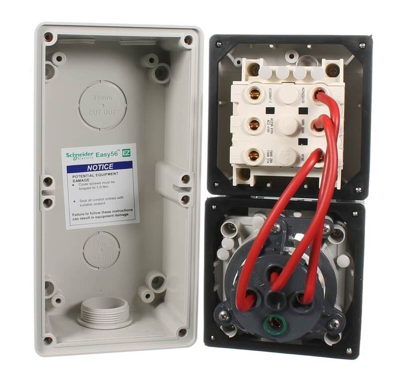 CLIPSAL EY56C432 | 4 Pin 32Amp Switched Socket Outlet IP66 | Easy56