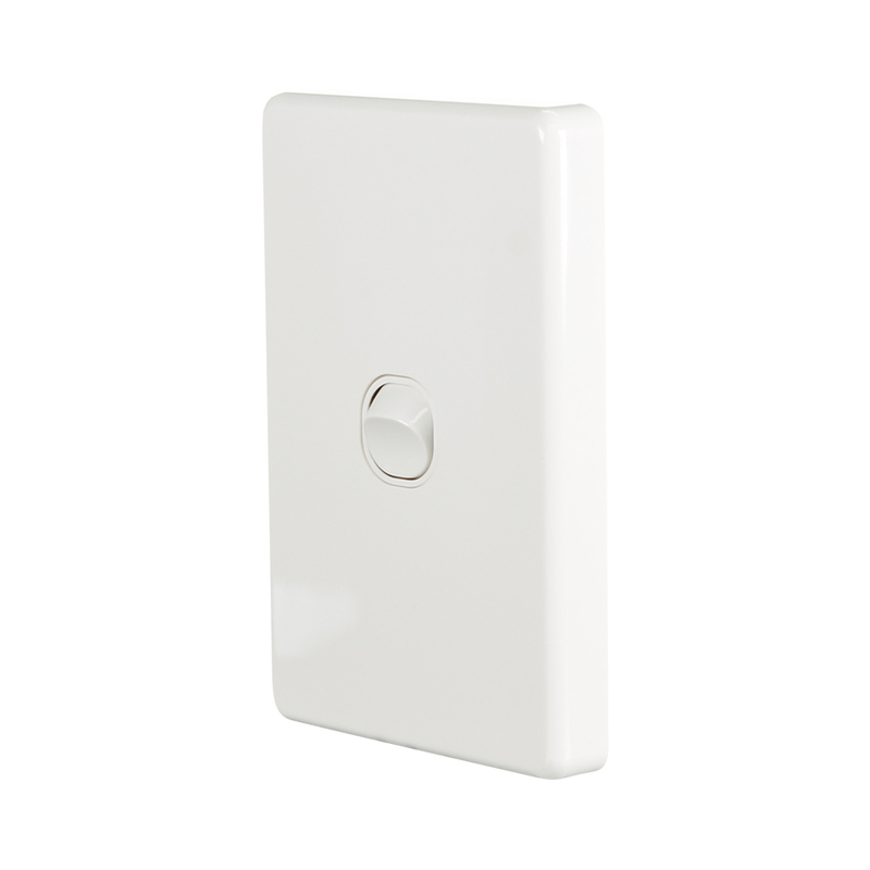 Trader Puma PUSWV1G | 1 Gang 16A Vertical Switch | White