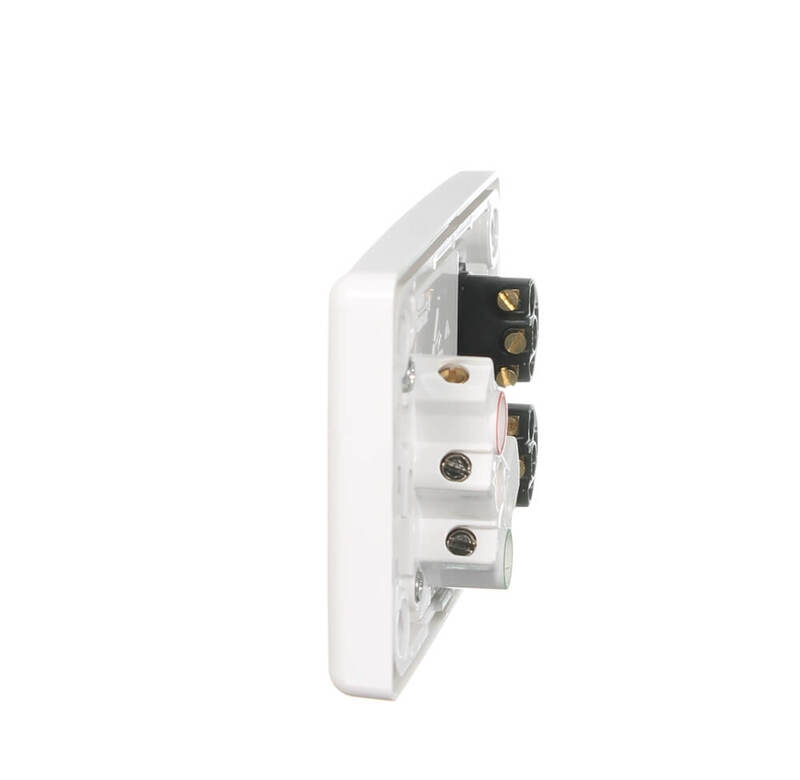 Clipsal 2015XX-WE | 10Amp Single Power Point With 2 Extra Switches ...