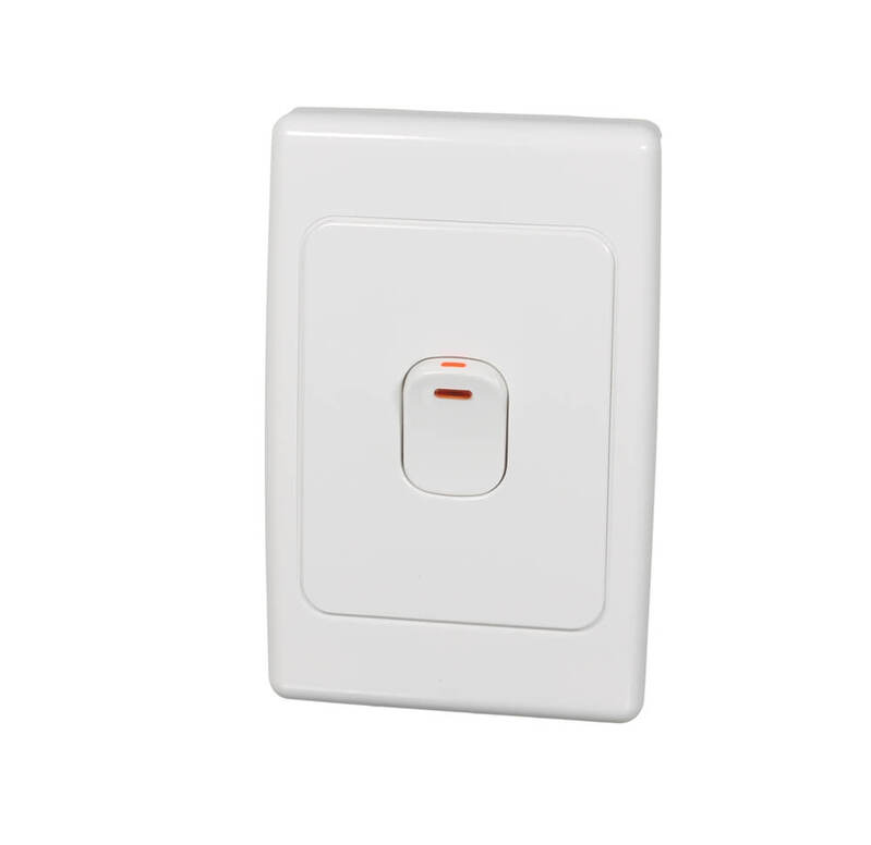 CLIPSAL 2031/45N-WE | 45Amp Cooker Isolator With Neon Indicator | 2000 ...