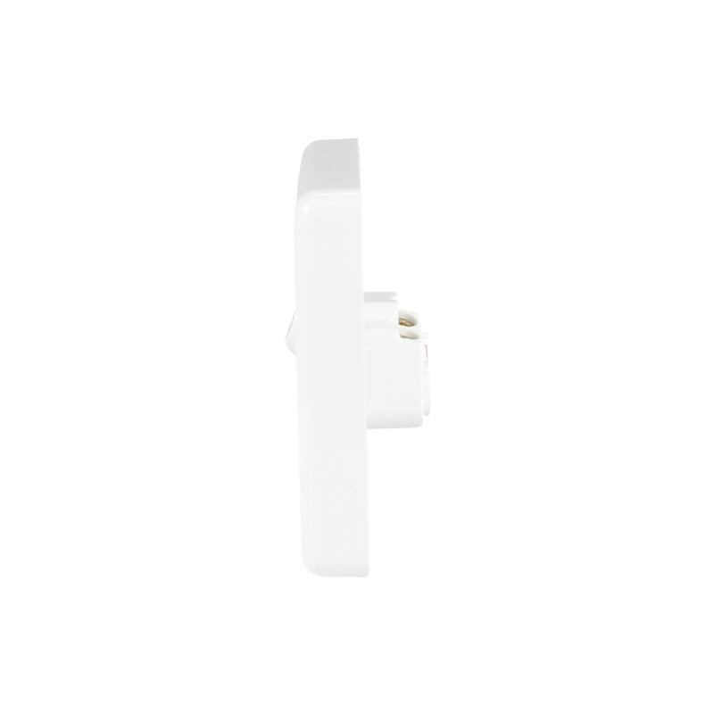 Clipsal C2015WE | Single GPO 10Amp White (Classic Series) C2015-WE