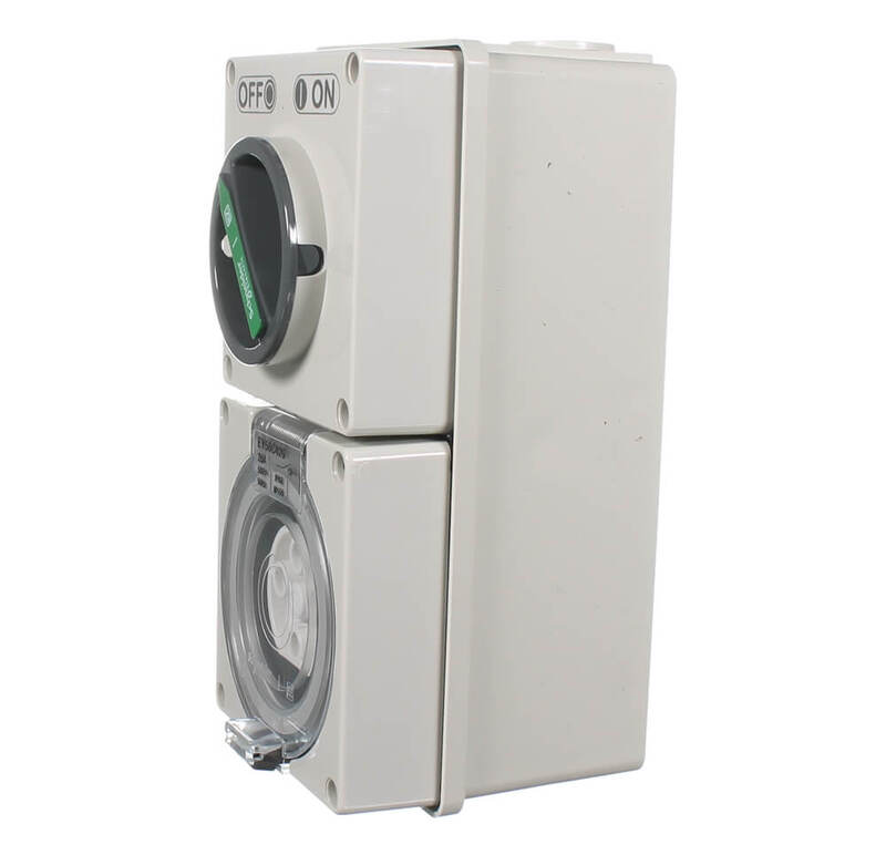 CLIPSAL EY56C420 EASY56 | 20Amp Switched Outlet 3PH 4 Pin Round IP66