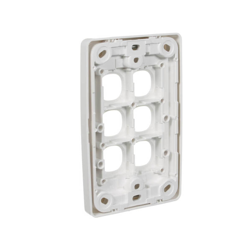 Clipsal 6 Gang Grid And Surround (2000 Series) 2036VHWE, 2036VH