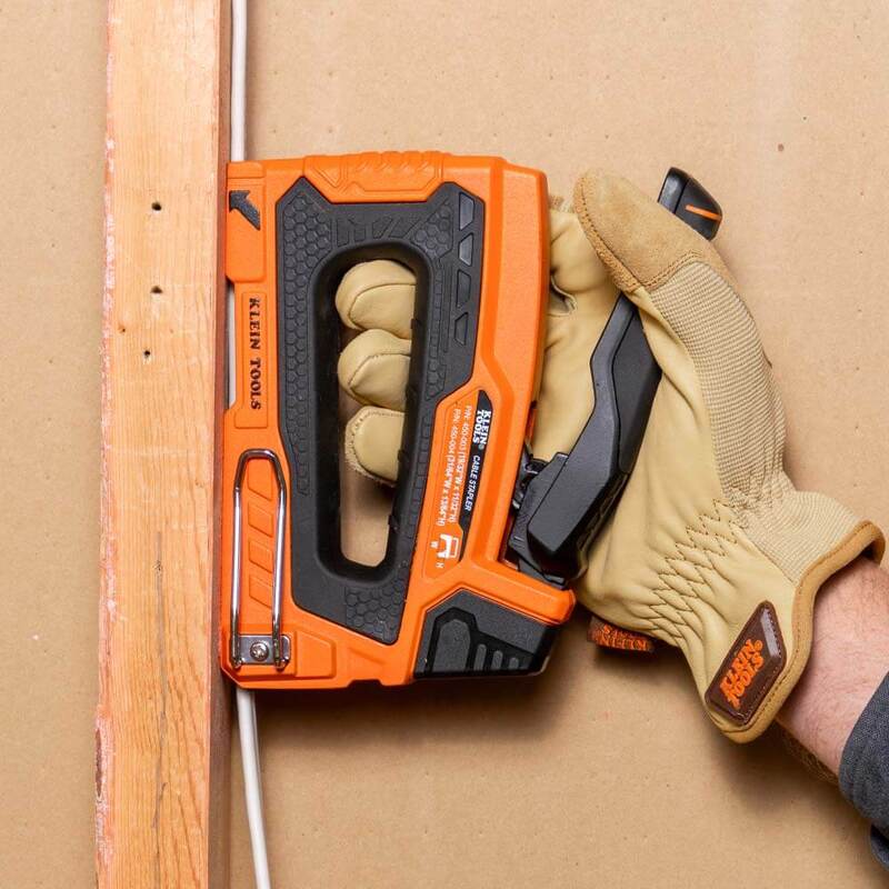 Klein Tools 45001 | Loose Cable Stapler Suits 9 x 15mm & 12 x 5mm Staples