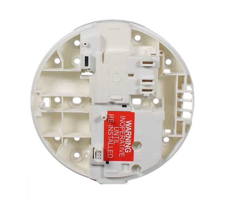 CLIPSAL 755RB | Relay Base for 240v Smoke Alarm