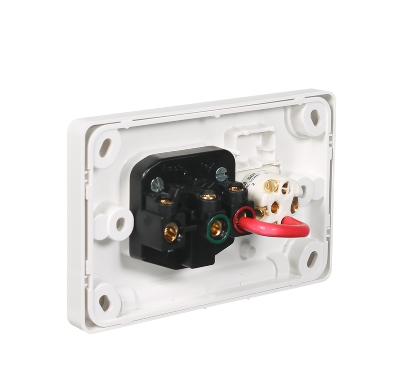 Clipsal Classic C2015/20-WE | 20Amp Single Power Point White | 20Amp ...