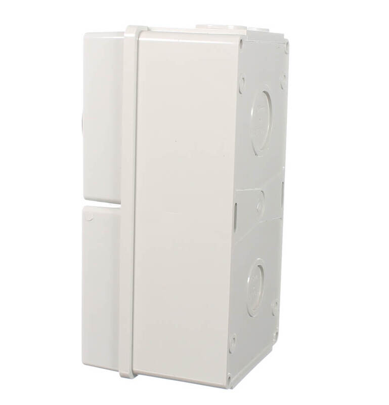 CLIPSAL EY56C332 | 3 Pin 32Amp Switched Socket Outlet IP66 | Easy56