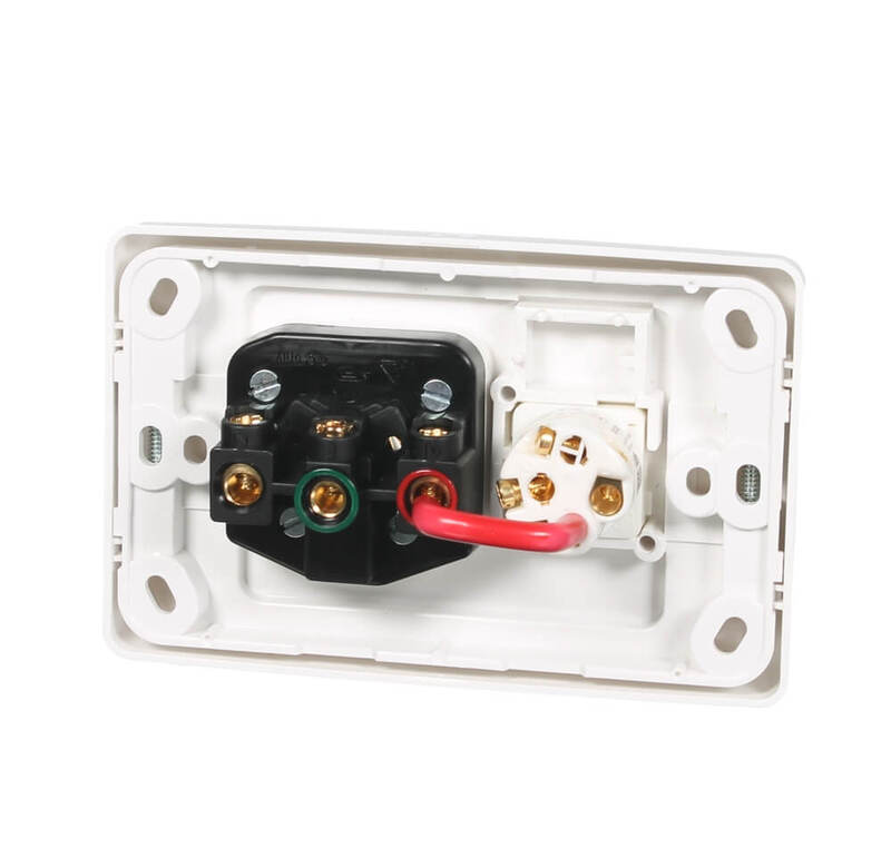 Clipsal 2015/20-WE | 20Amp Single Power Point White | 2000 Series ...