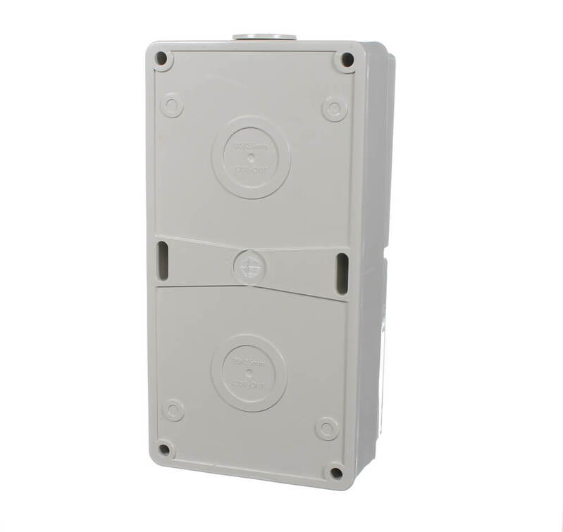 Clipsal 56C315GY | 15 Amp Single Phase 3 Flat Pins IP66 Industrial ...