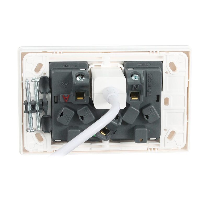 Double GPO Power Point With Dual 2.4A USB Charger | Legrand ED777USB2PSAWE