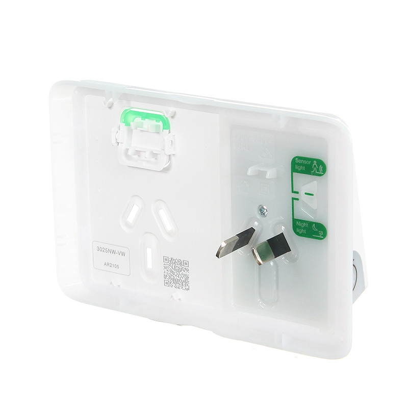 Clipsal Iconic - Night Walk Sensor Light | 3025NW