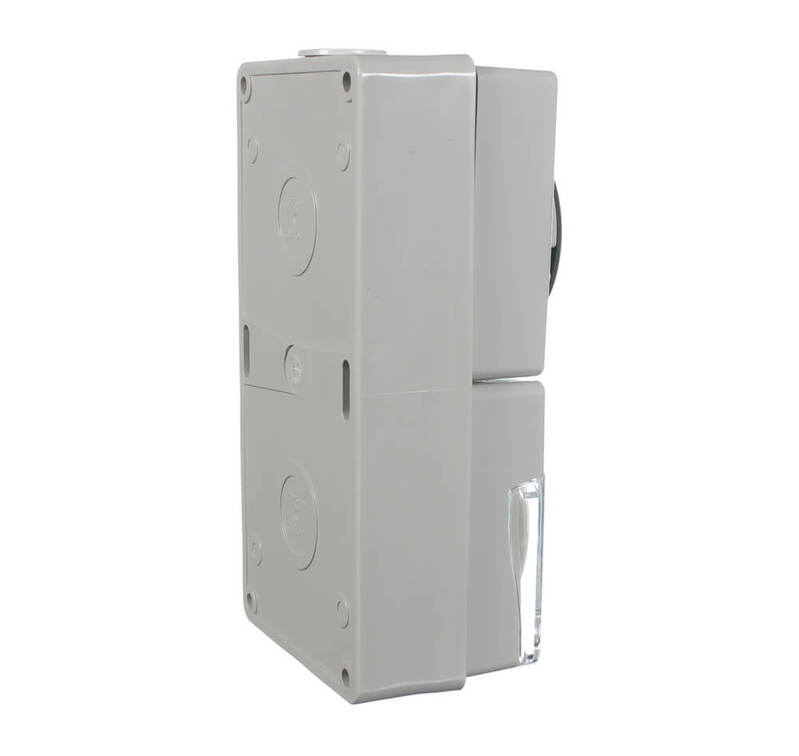 Clipsal 56C315GY | 15 Amp Single Phase 3 Flat Pins IP66 Industrial ...