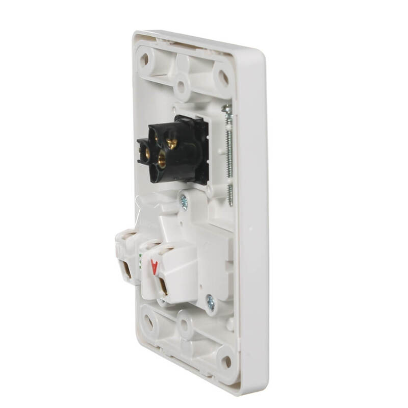Clipsal Classic C2015VXA-WE | 10Amp Single Switch Socket Outlet ...