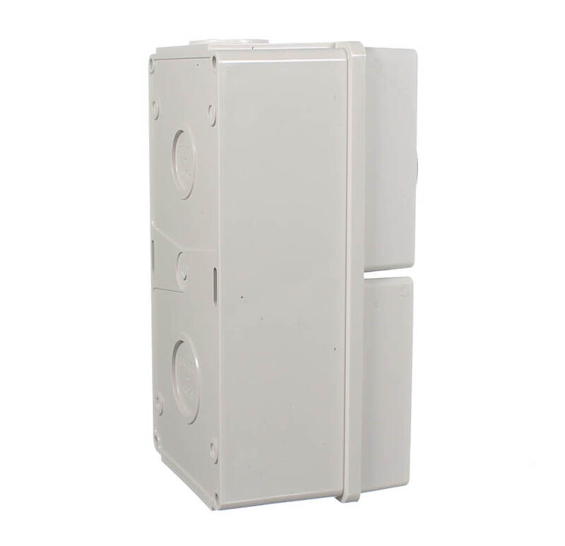 CLIPSAL EY56C532 | 5 Pin 32Amp Switched Socket Outlet IP66 | Easy56