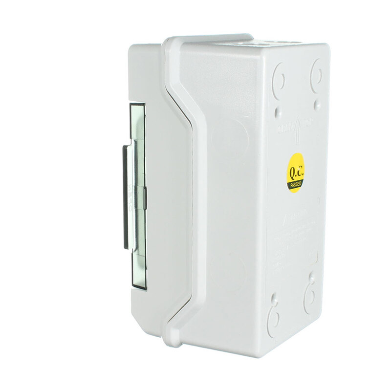 NLS 30770 | 4 Pole Surface Mount Weatherproof Switchboard IP66