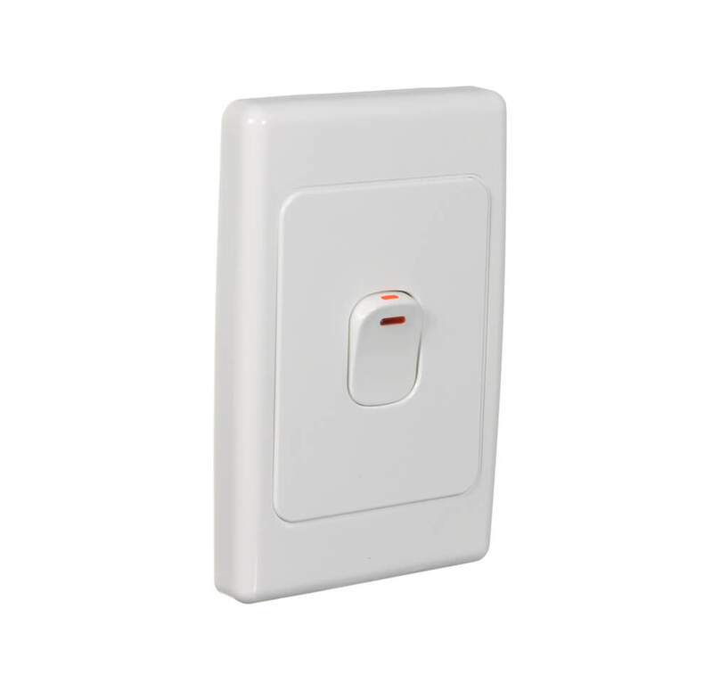 CLIPSAL 2031/45N-WE | 45Amp Cooker Isolator With Neon Indicator | 2000 ...