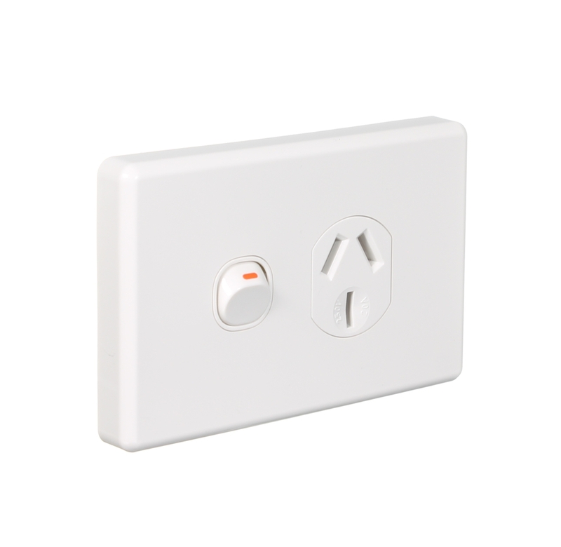 Clipsal Classic C2015/20-WE | 20Amp Single Power Point White | 20Amp ...