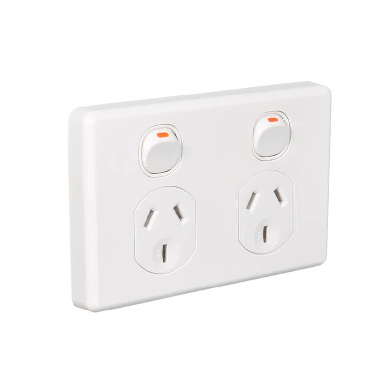 Clipsal C2025D-WE | Double Pole - Double power point GPO 10Amp 250v ...