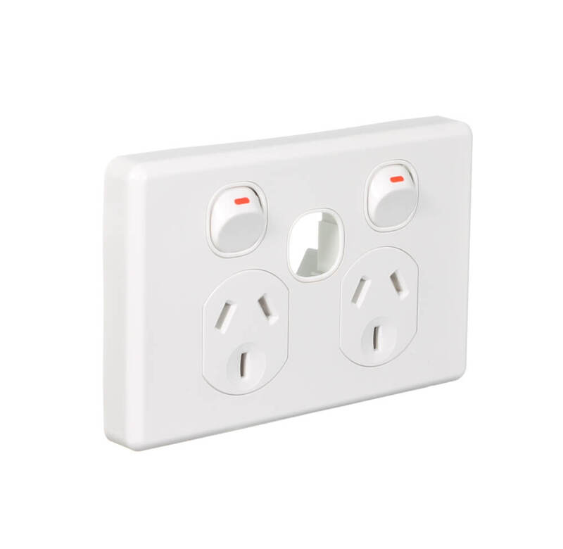 Clipsal C2025XUA-WE | Double power point GPO With Extra Switch NO MECH ...