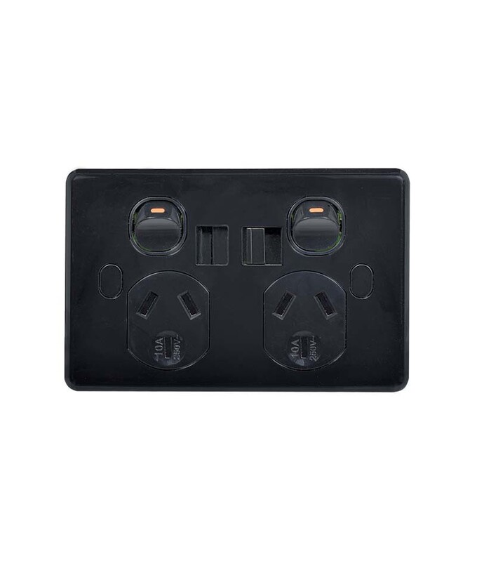 Trader Puma PUPPUSB2GACVPBK | Vandal Proof Double USB GPO Type A & C, Black