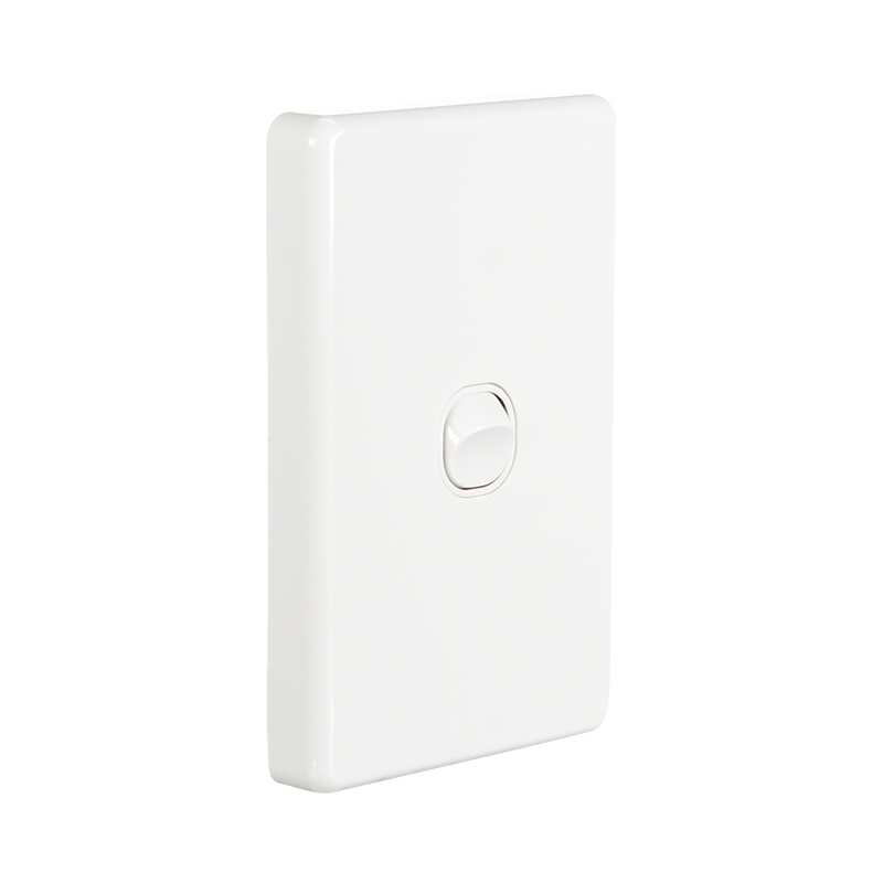 Trader Puma PUSWV1G | 1 Gang 16A Vertical Switch | White